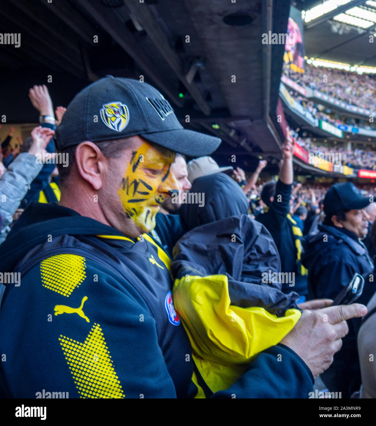 Cricket face paint hi-res stock photography and images - Alamy