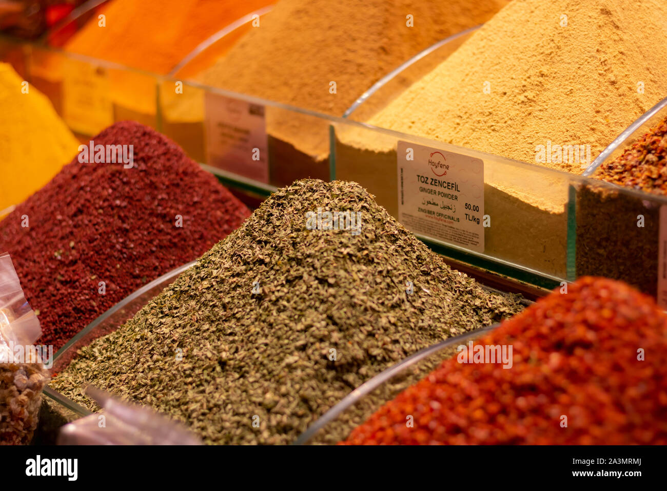 Spice stand hi-res stock photography and images - Alamy