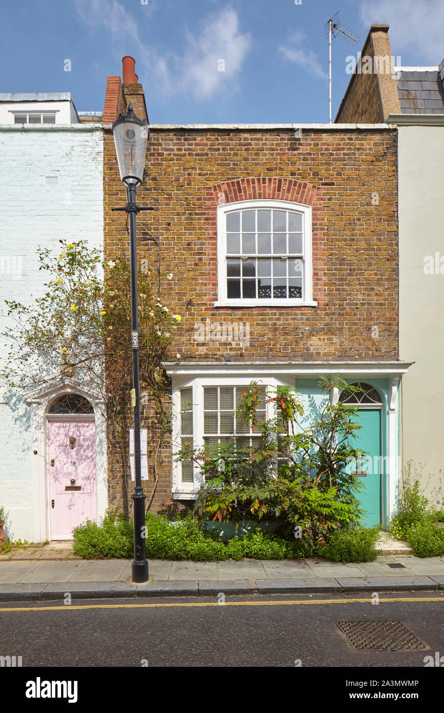 Typical English terraced brick house in Kensington, London Stock Photo ...