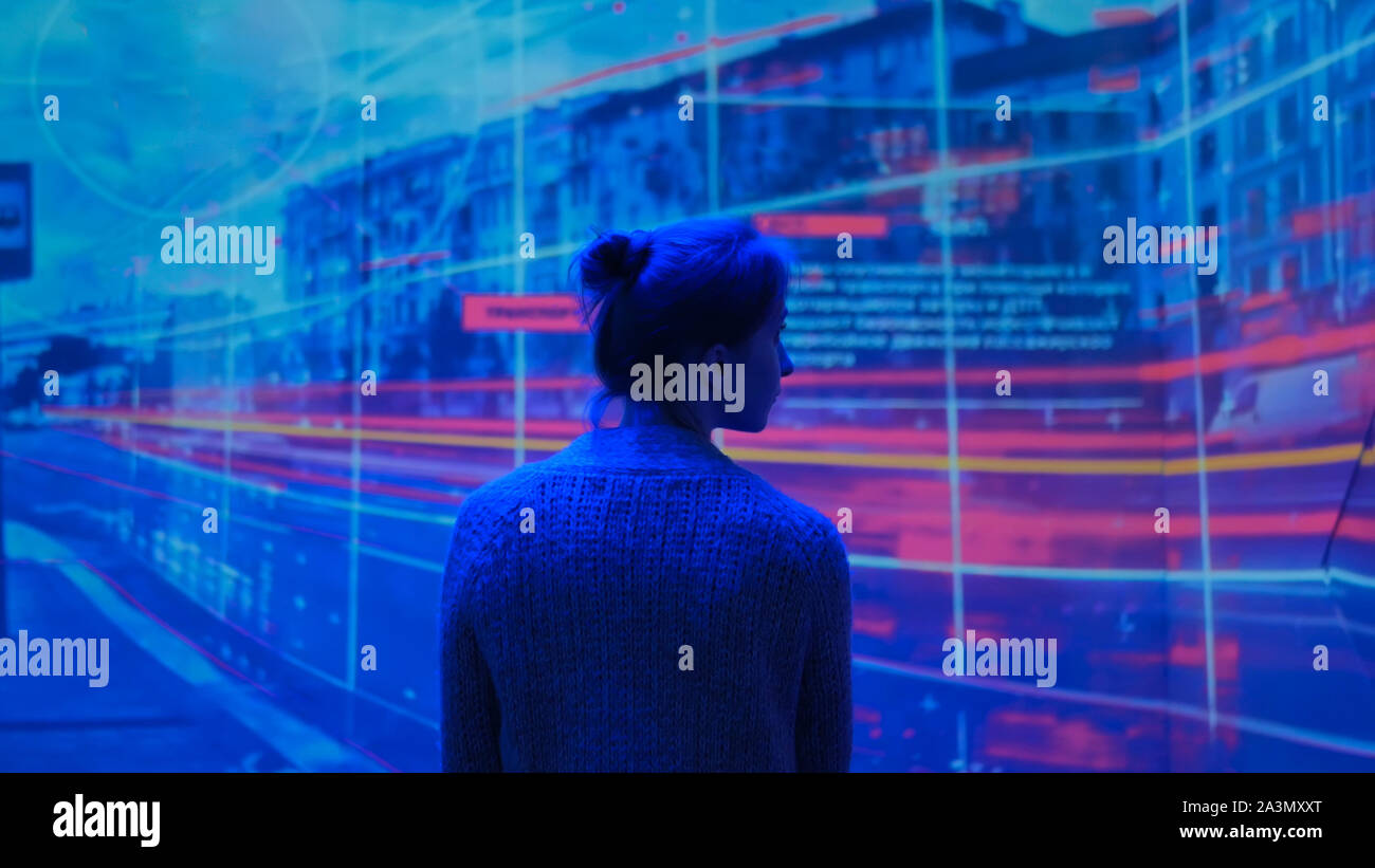 Large presentation monitor wall hi-res stock photography and images - Alamy