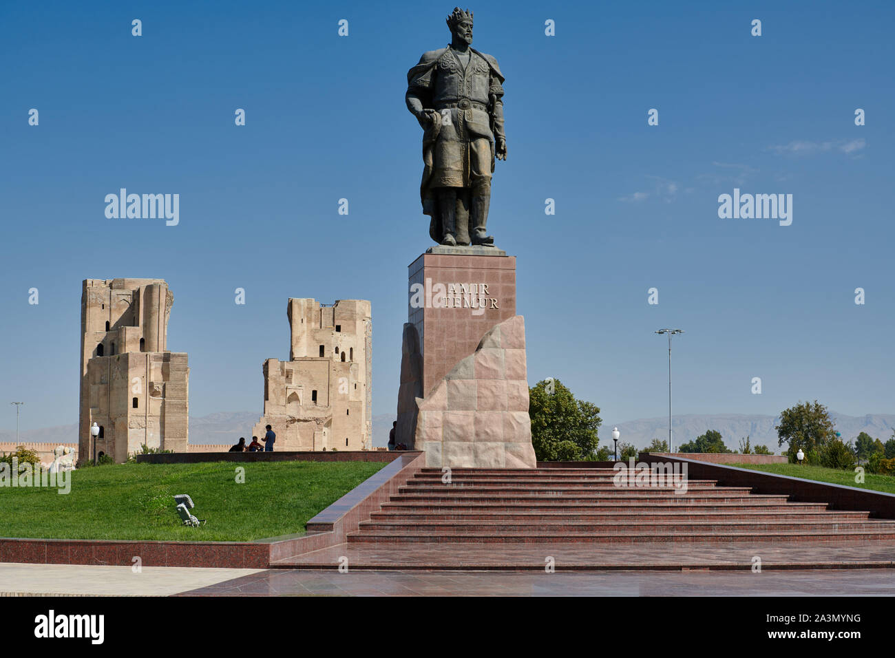 Timur statue uzbekistan hi-res stock photography and images - Alamy