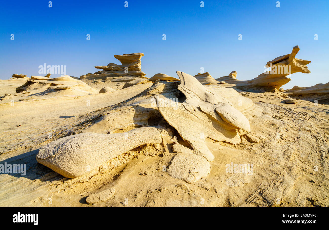 Sandstone formations in Abu Dhabi desert in United Arab Emirates Stock ...
