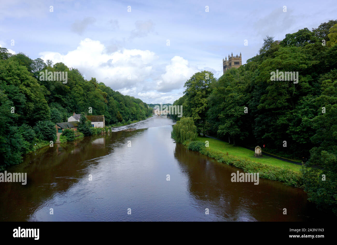 View river wear durham cathedral hi-res stock photography and images ...
