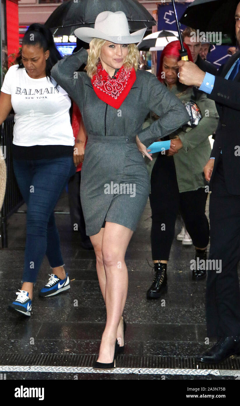 New York, NY, USA. 9th Oct, 2019. Sara Hines seen at ABC's Strahan ...