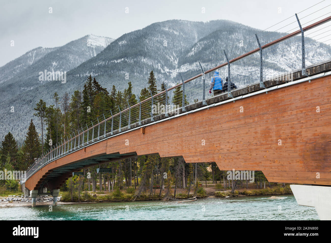 Bow river bridge hi-res stock photography and images - Alamy