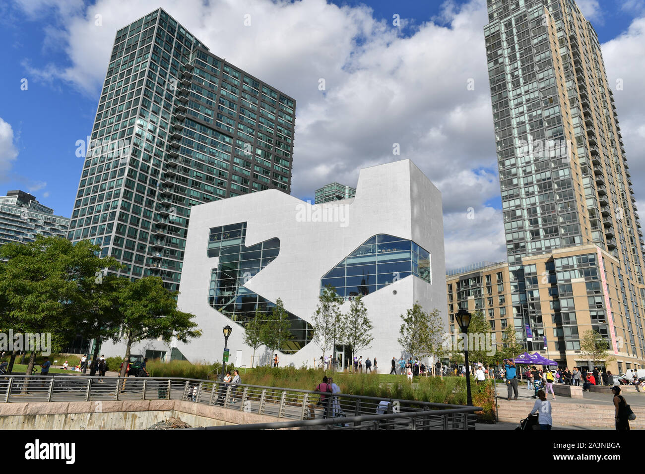 Hunters Point Library Grand Opening, New York, USA - 24 Sep 2019 ...