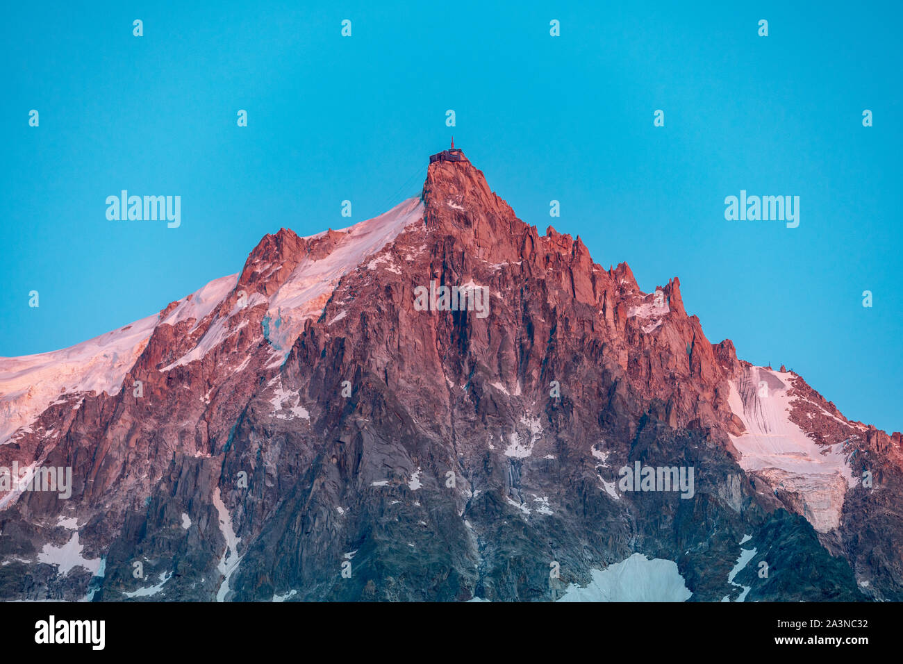Mont blanc mountain hi-res stock photography and images - Alamy