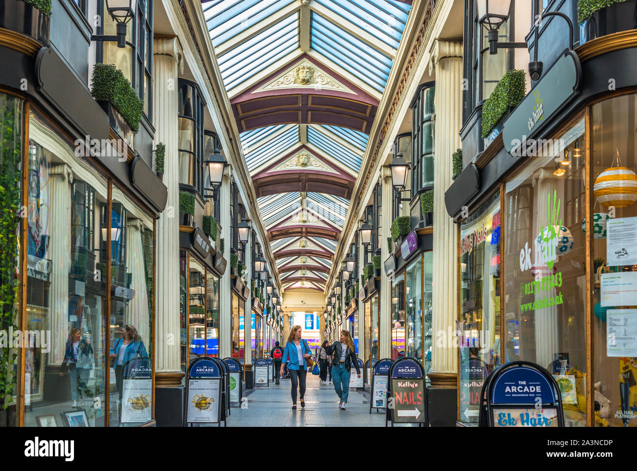 Broadmead shopping quarter hi-res stock photography and images - Alamy