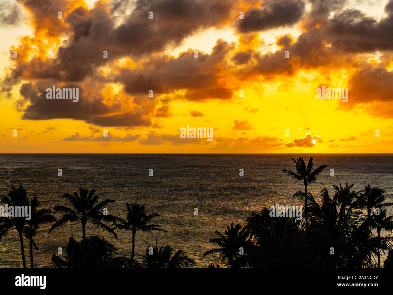 Pacific Ocean Sunset Stock Photo - Alamy