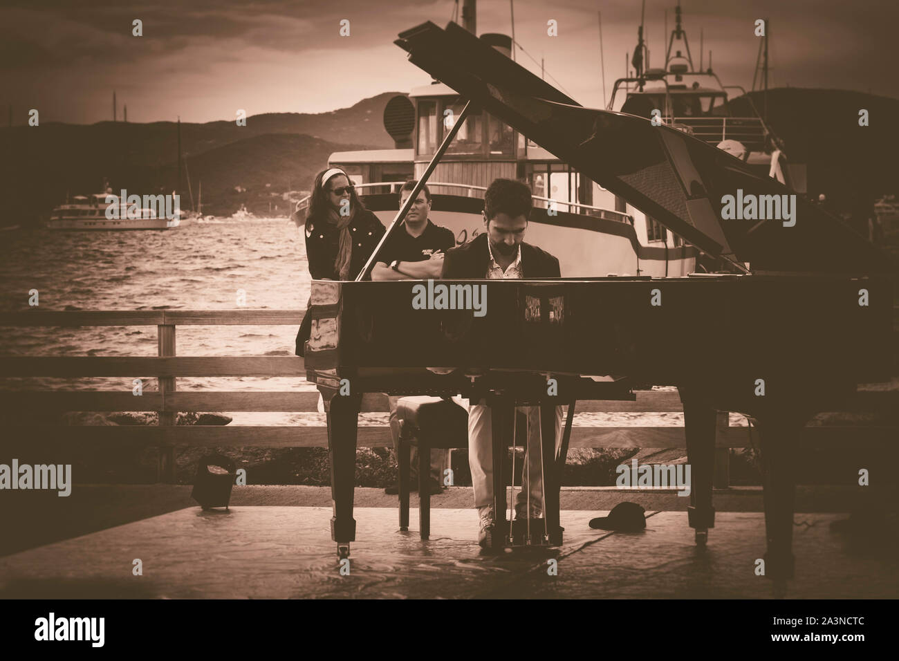 Oct, 04, 2019 - 15-16h - BMW Pavilon - Port de Saint Tropez, Fr - Dr ...