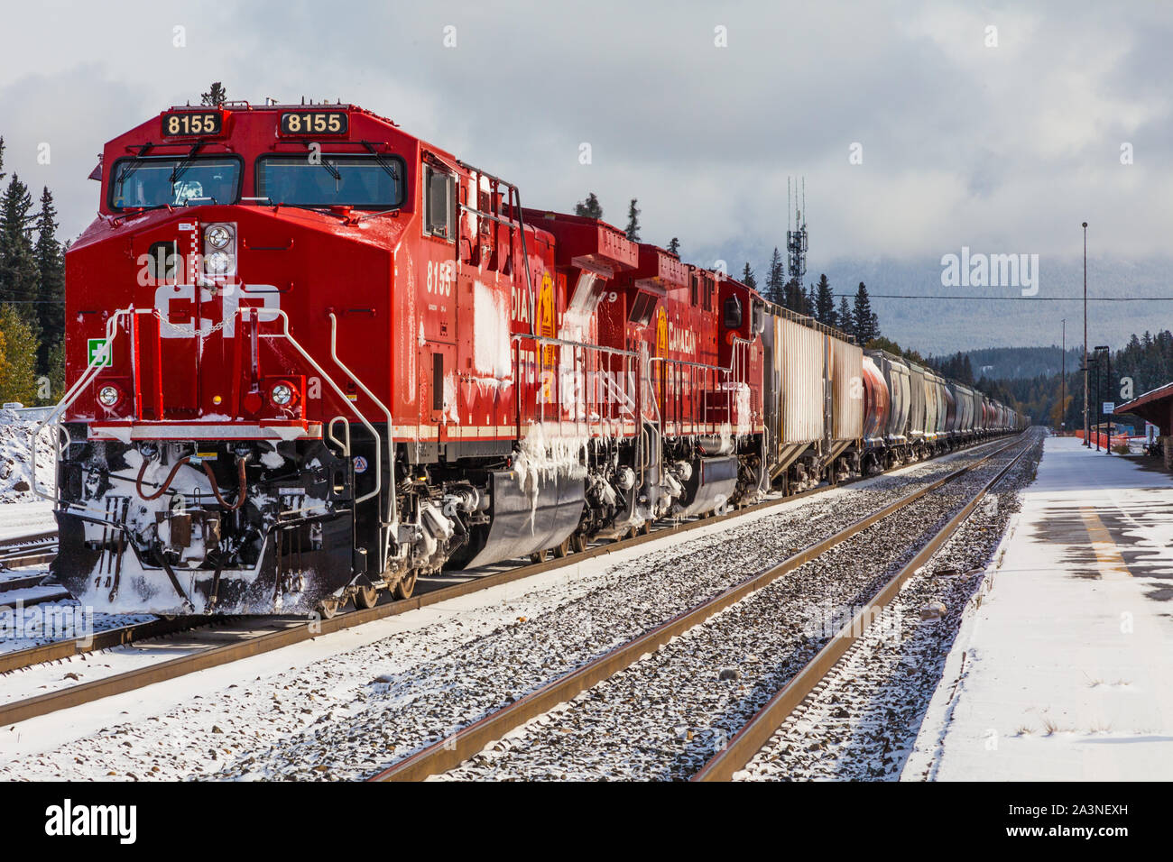 Canadian national locomotives hi-res stock photography and images - Alamy