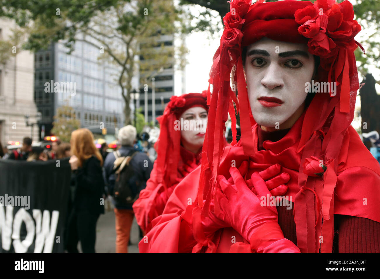 Deathly white hi-res stock photography and images - Alamy