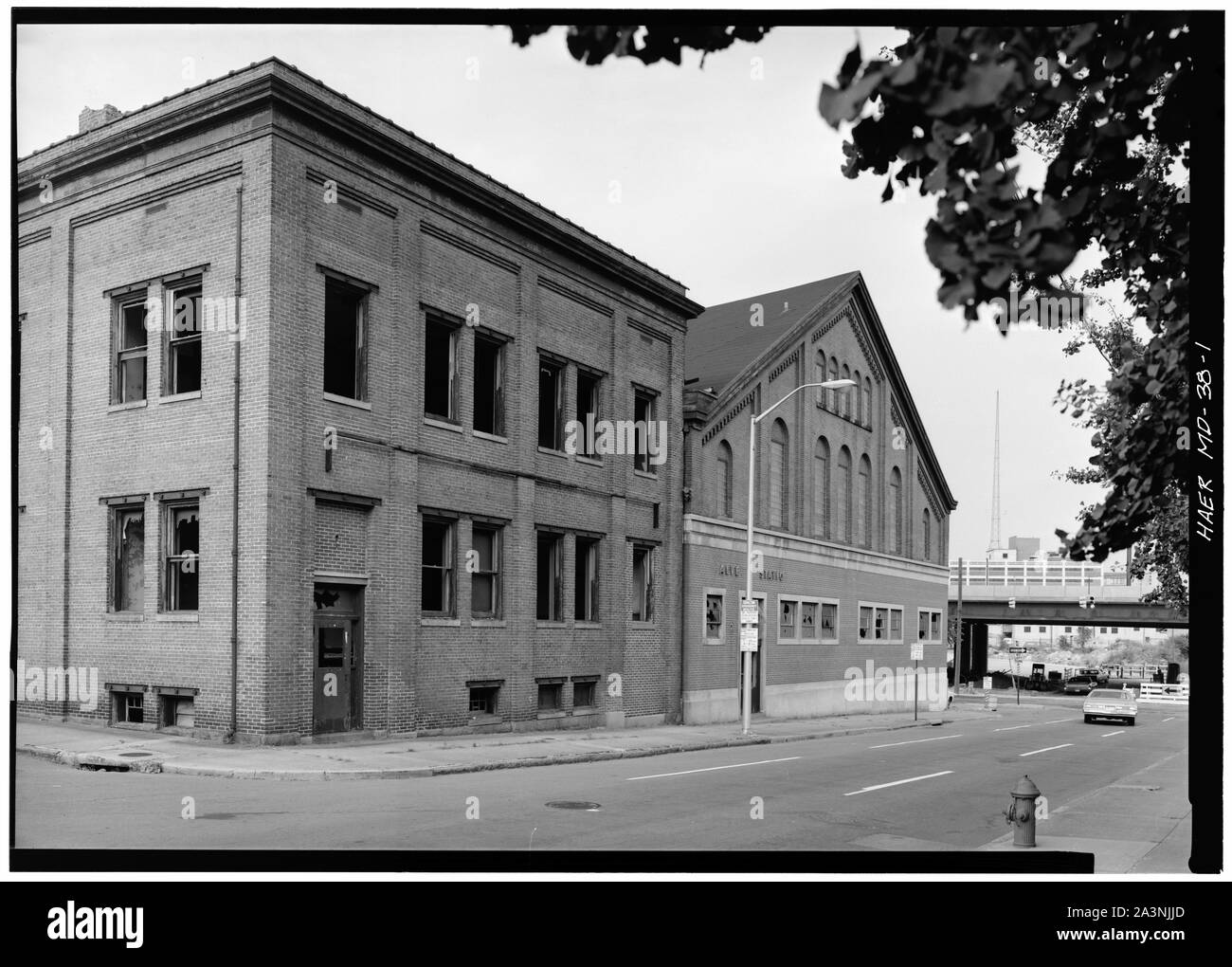 South calvert street hi-res stock photography and images - Alamy