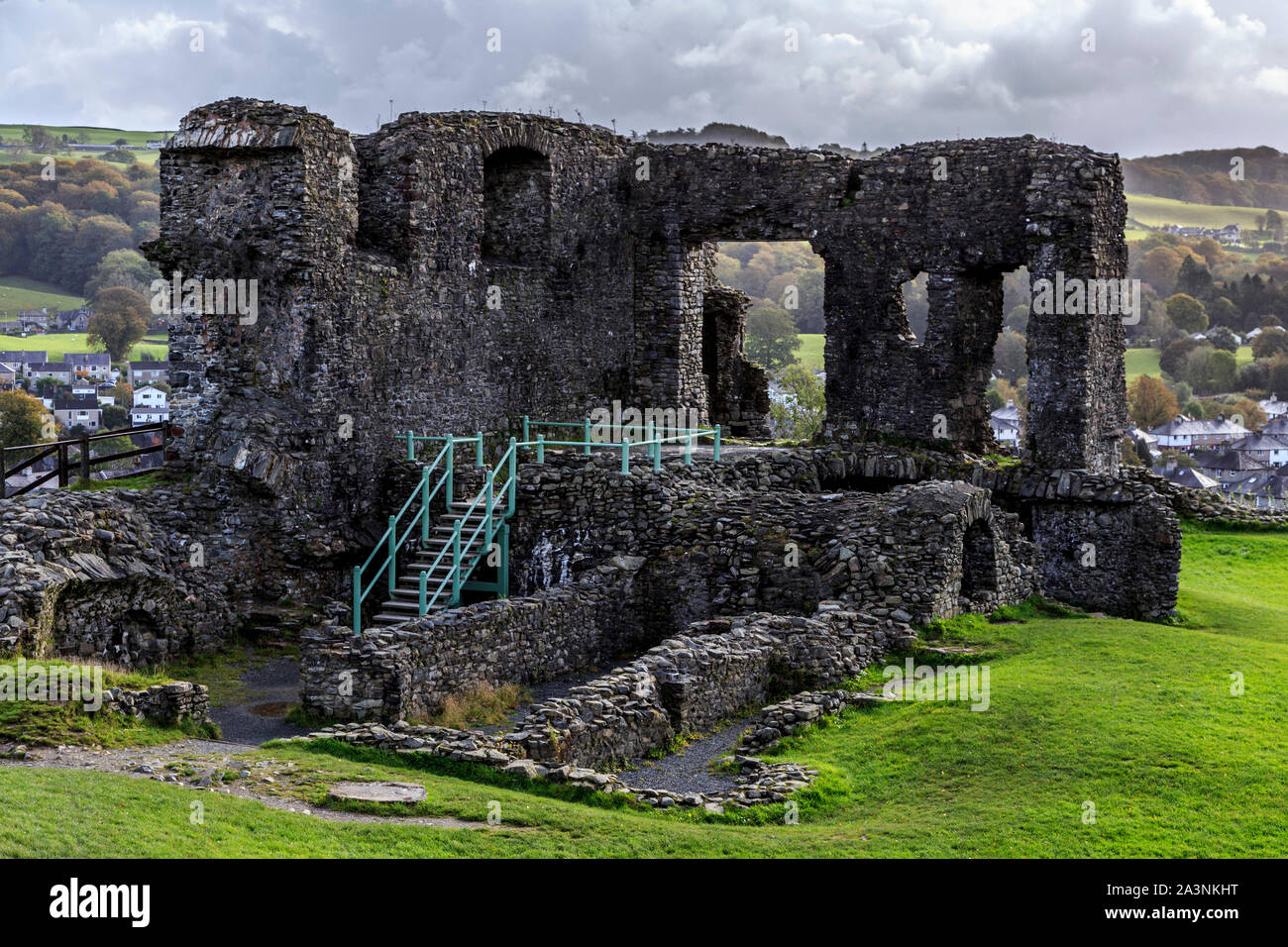 kendal town centre, lake district national park, cumbria, england, uk ...
