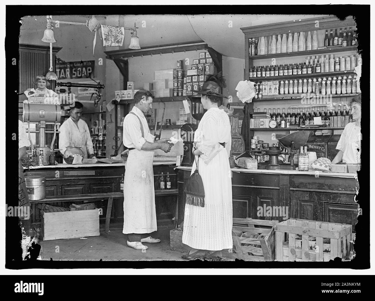 Store shelves Cut Out Stock Images & Pictures - Alamy