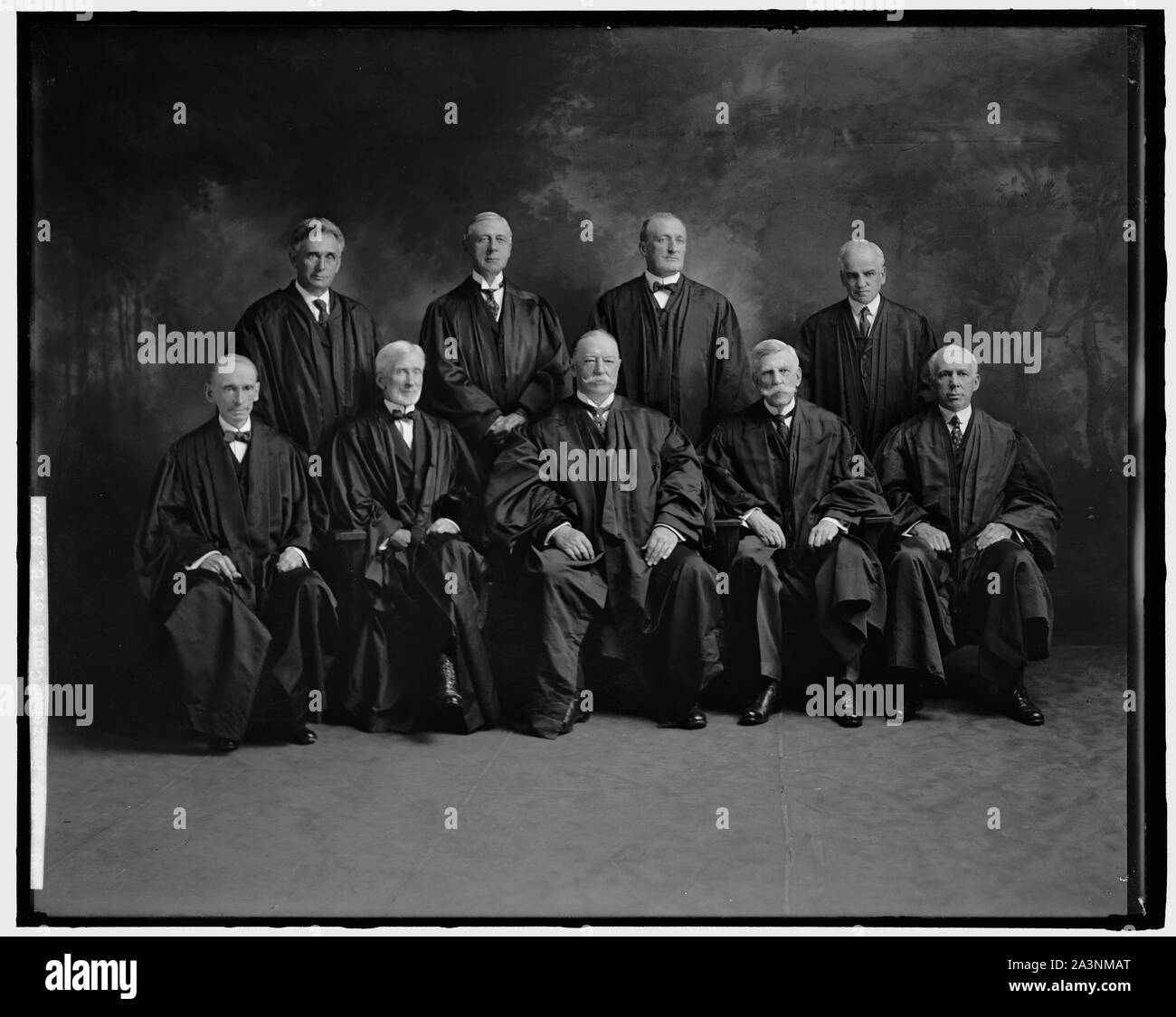 Federal court bench hi-res stock photography and images - Alamy