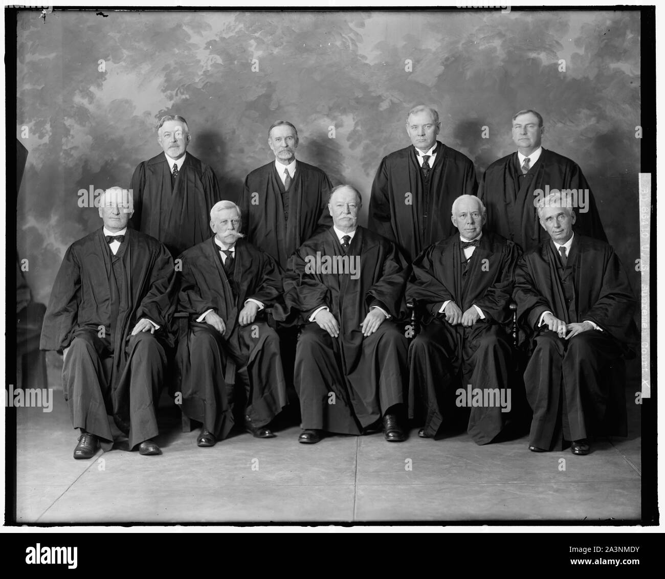 Supreme court united states Cut Out Stock Images & Pictures - Alamy