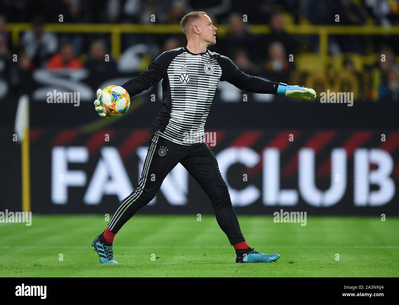 Dortmund, Germany . 09th Oct, 2019. Goalkeeper Marc-Andre ter Stegen ...