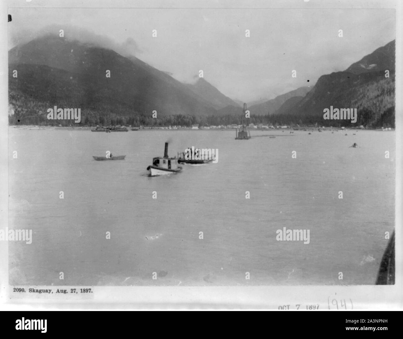 Klondike gold rush 1897 Black and White Stock Photos & Images - Alamy