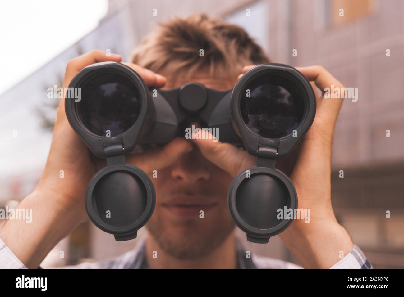 Binocular view hi-res stock photography and images - Alamy