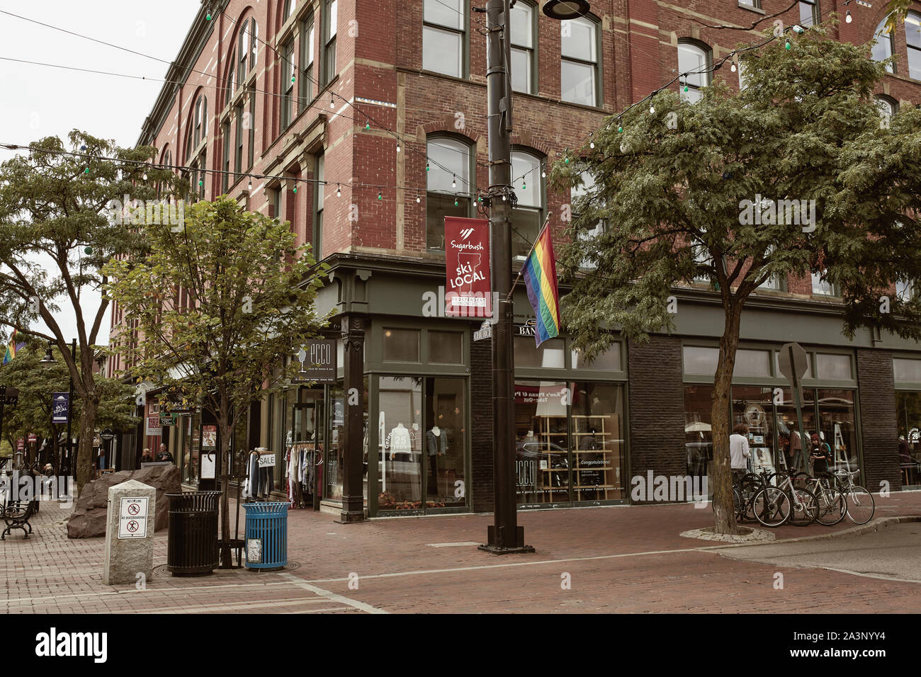 Burlington, Vermont - September 29th, 2019: Commercial stores and ...