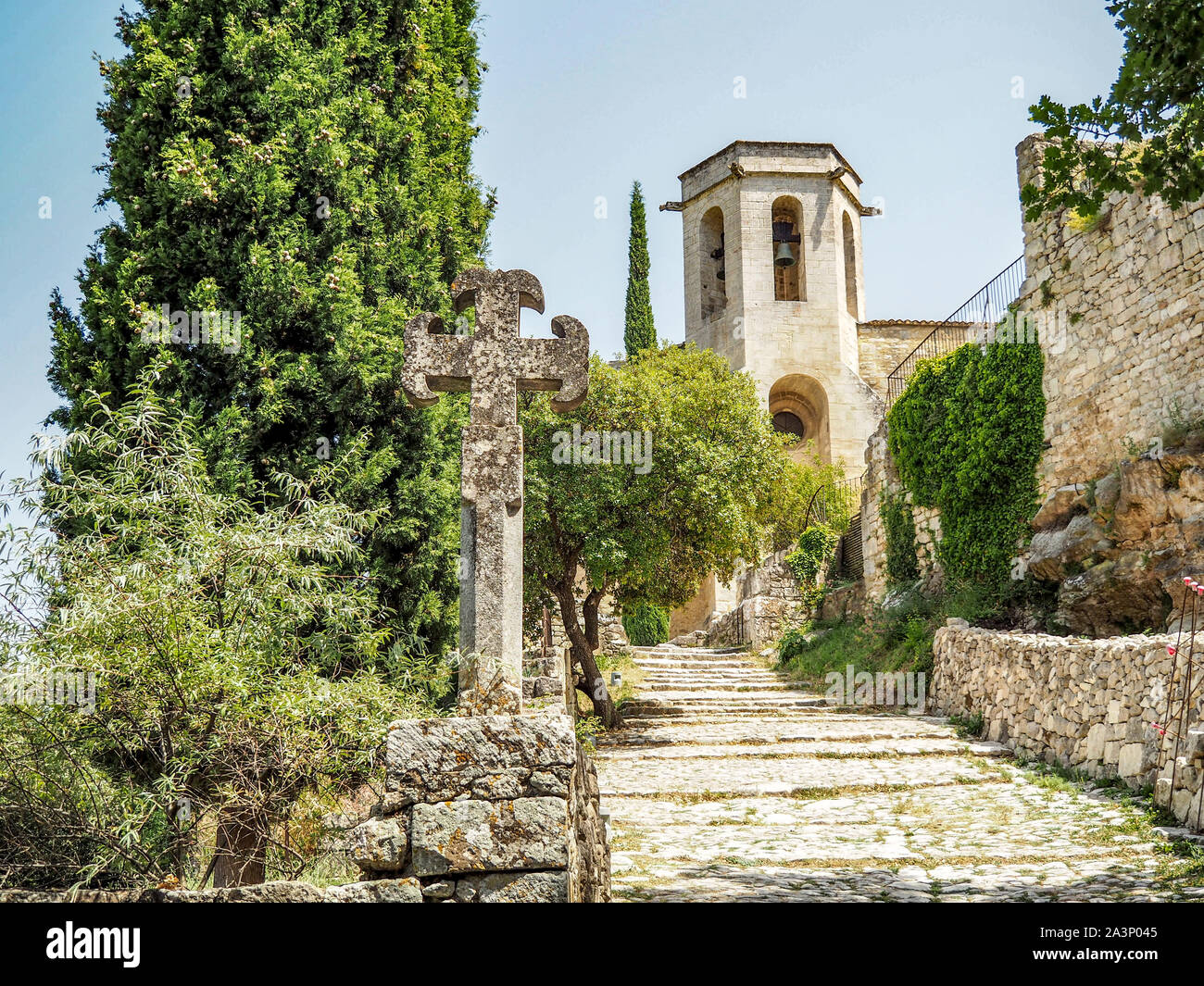Oppede medieval village hi-res stock photography and images - Alamy