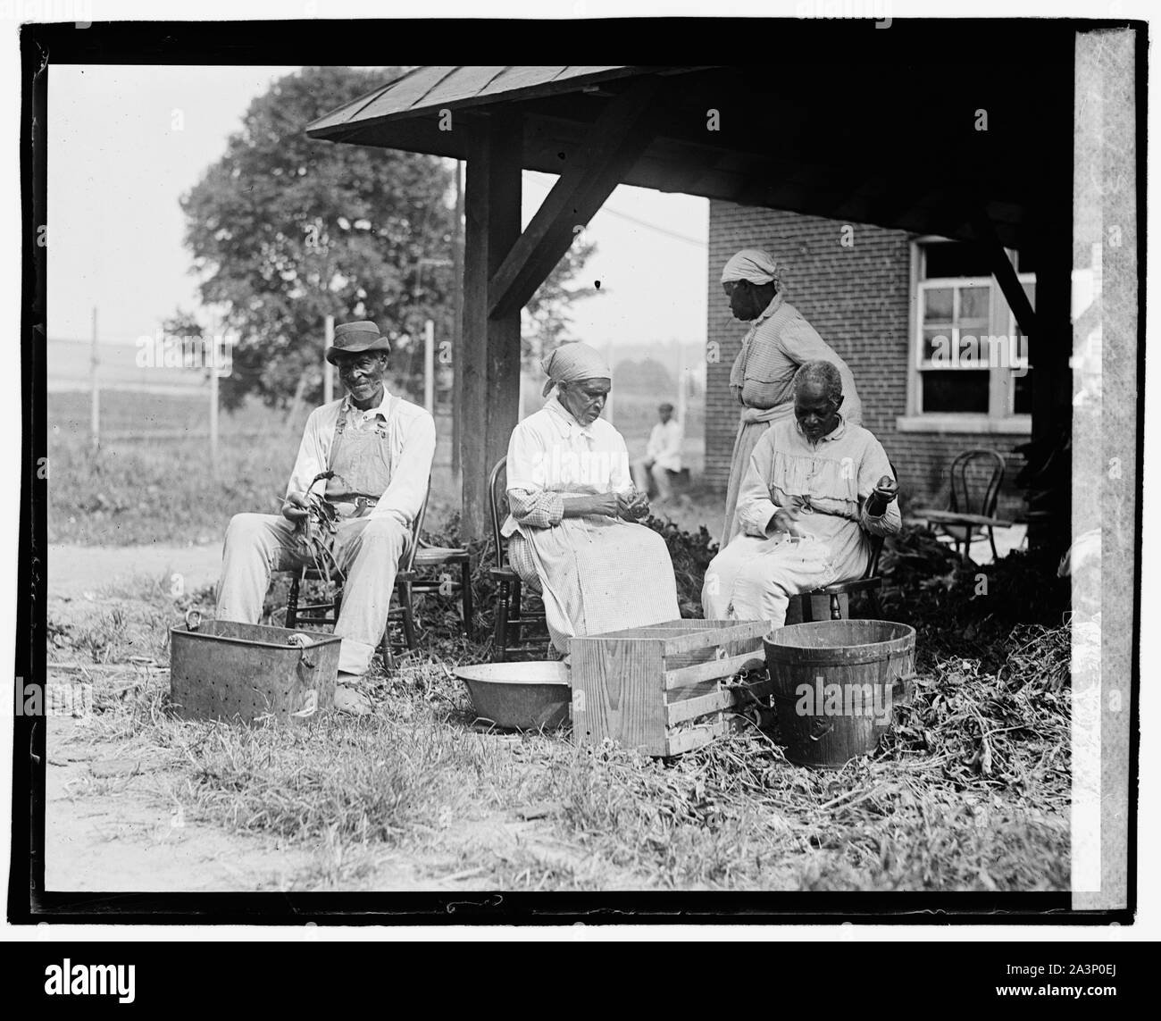 Historical slave Cut Out Stock Images & Pictures - Alamy