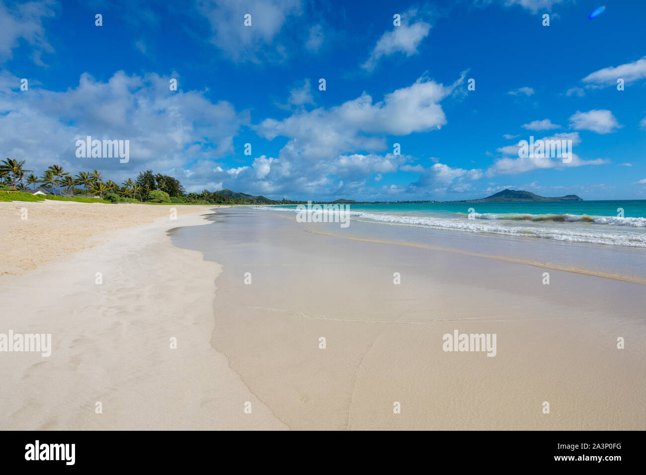 Hawaii kailua beach oahu ocean sand hi-res stock photography and images ...