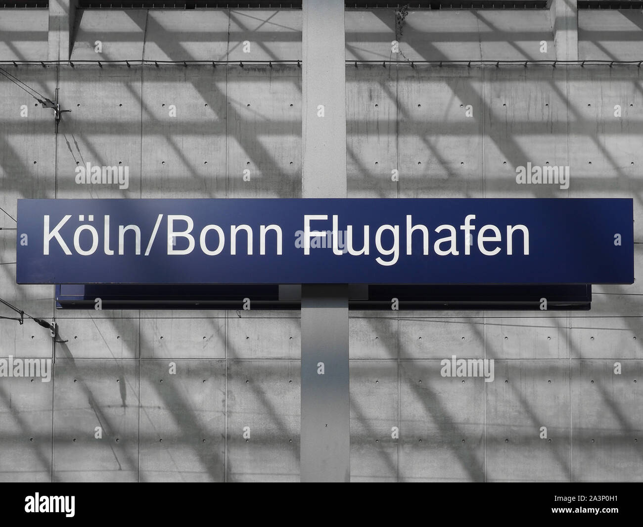 Koln bonn airport sign hi-res stock photography and images - Alamy