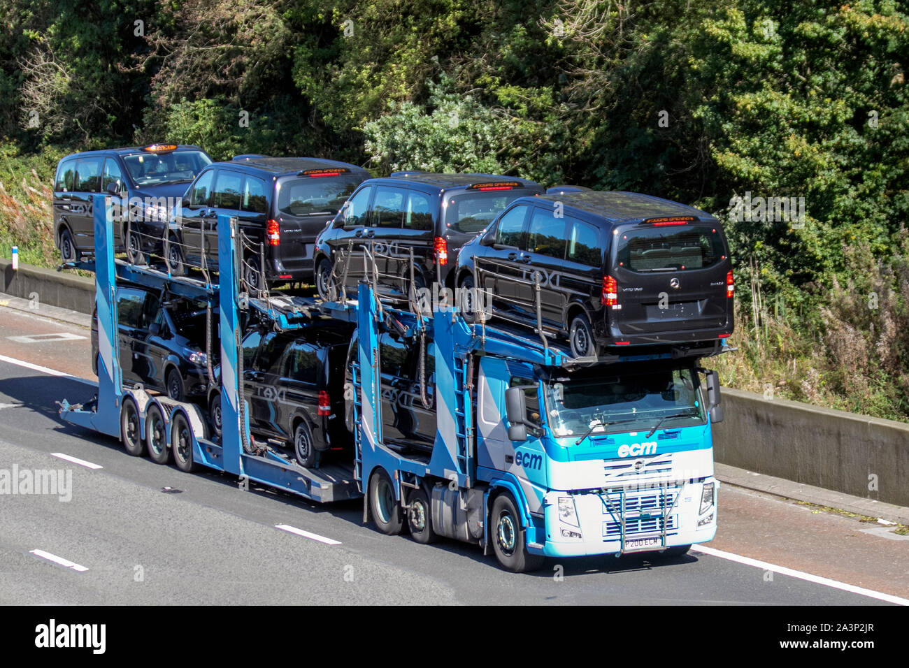 Mercedes Vito hackney taxis ECM on car transporter; Bulk Haulage ...