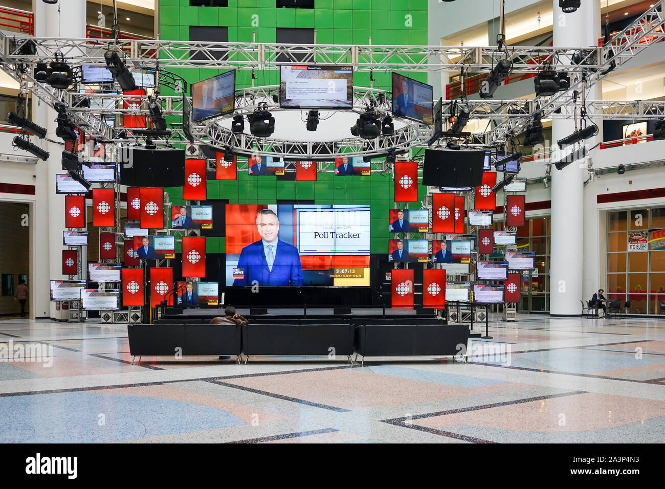 Office building high toronto canada cbc hi-res stock photography and ...