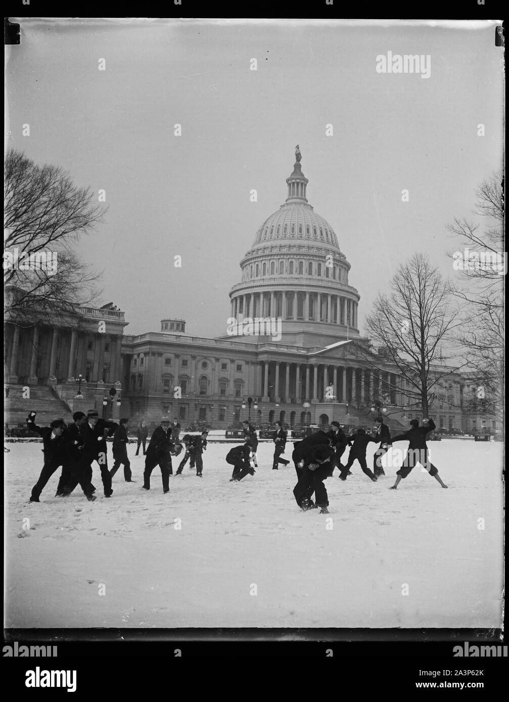 [Snowball fight in front of U.S. Capitol, Washington, D.C.] English ...