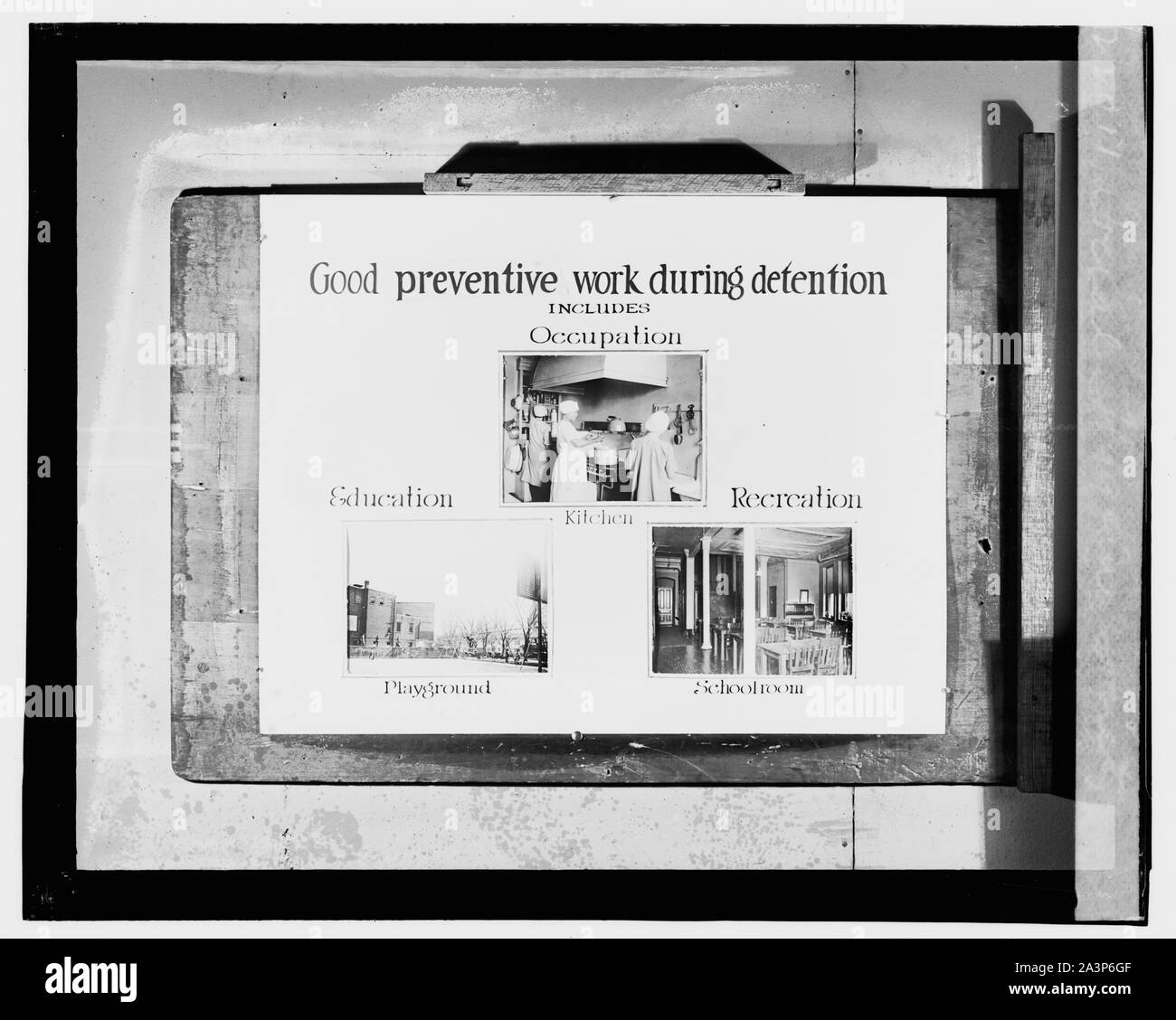 Social campaign Black and White Stock Photos & Images - Alamy