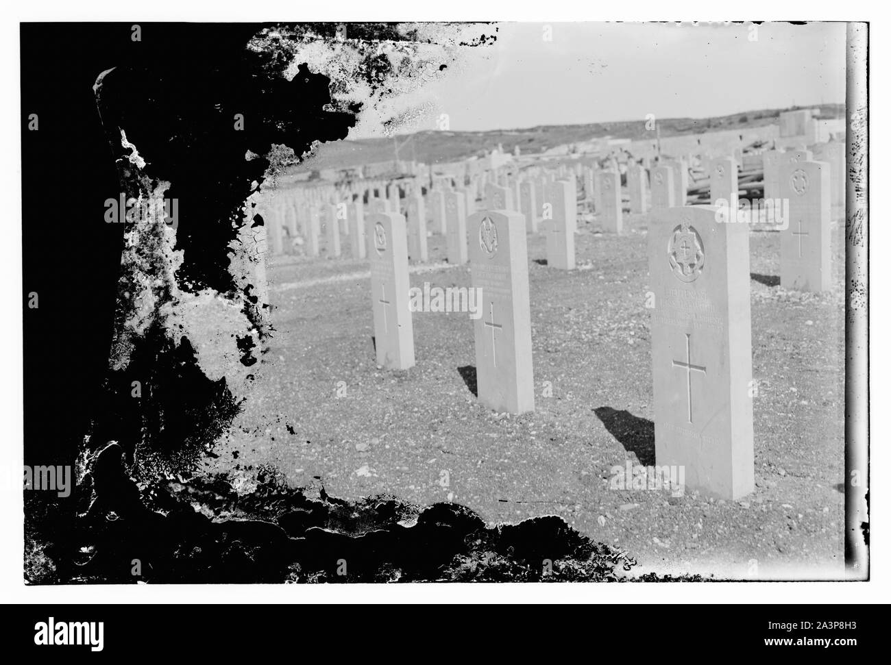 Tribute fallen soldiers military Black and White Stock Photos & Images ...