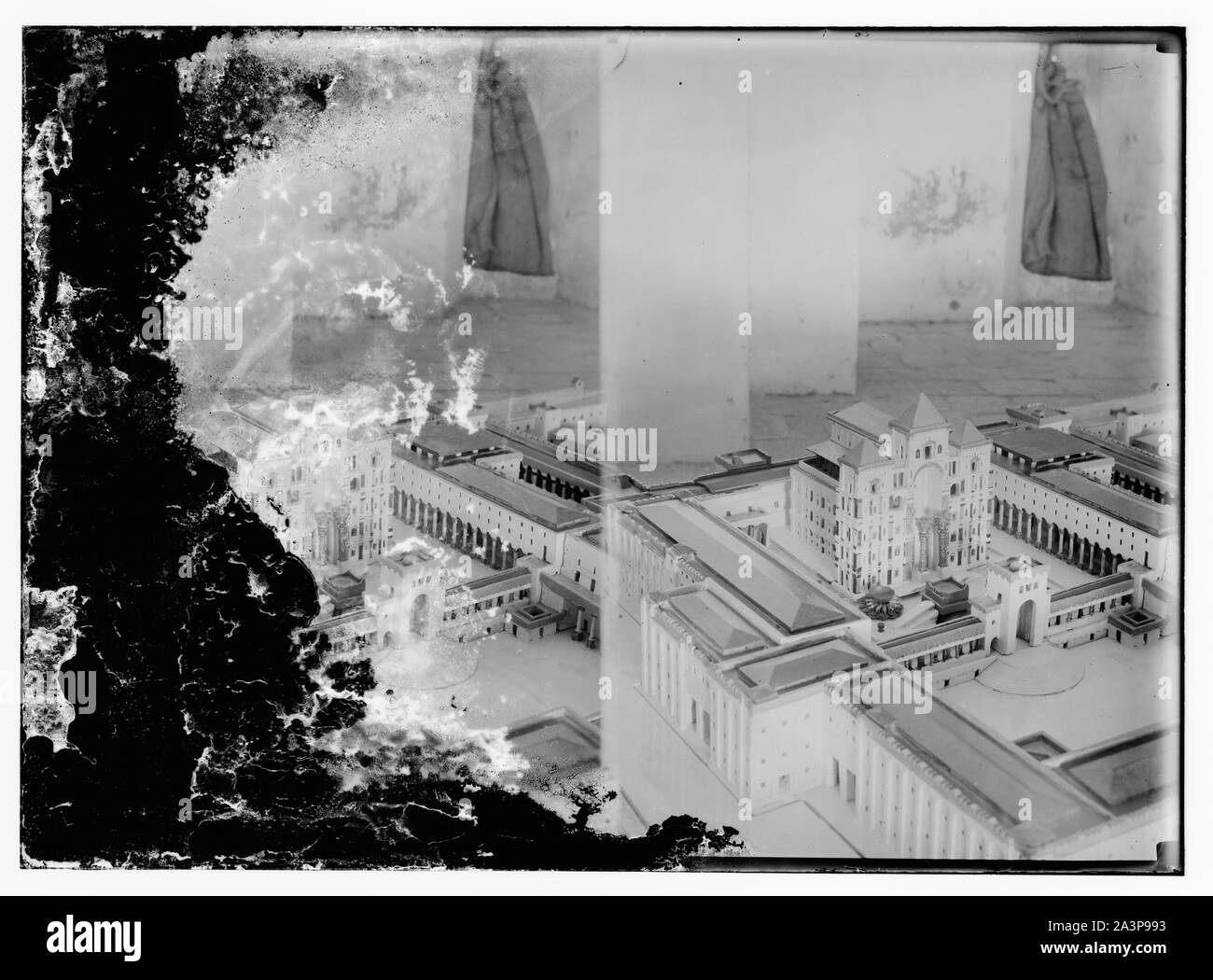 Temple complex Cut Out Stock Images & Pictures - Alamy