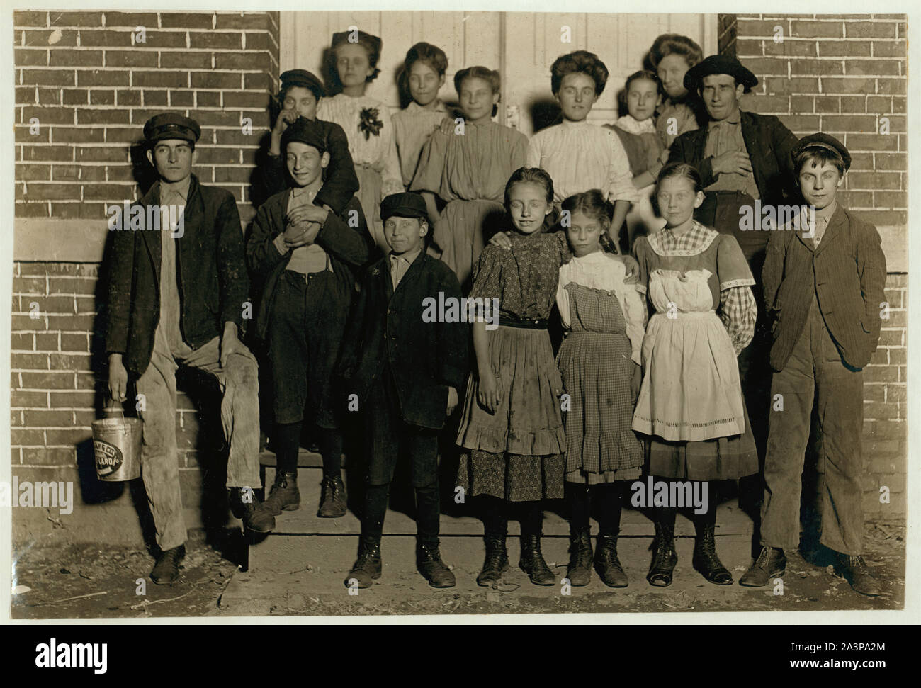 Underage girl hi-res stock photography and images - Alamy