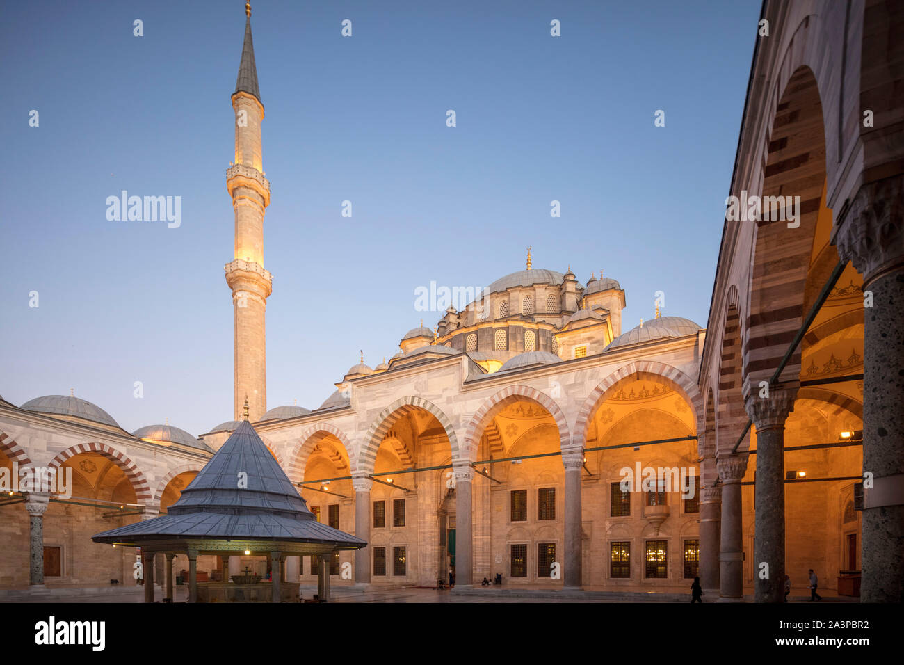 Fatih Mosque, Istanbul, Turkey Stock Photo - Alamy