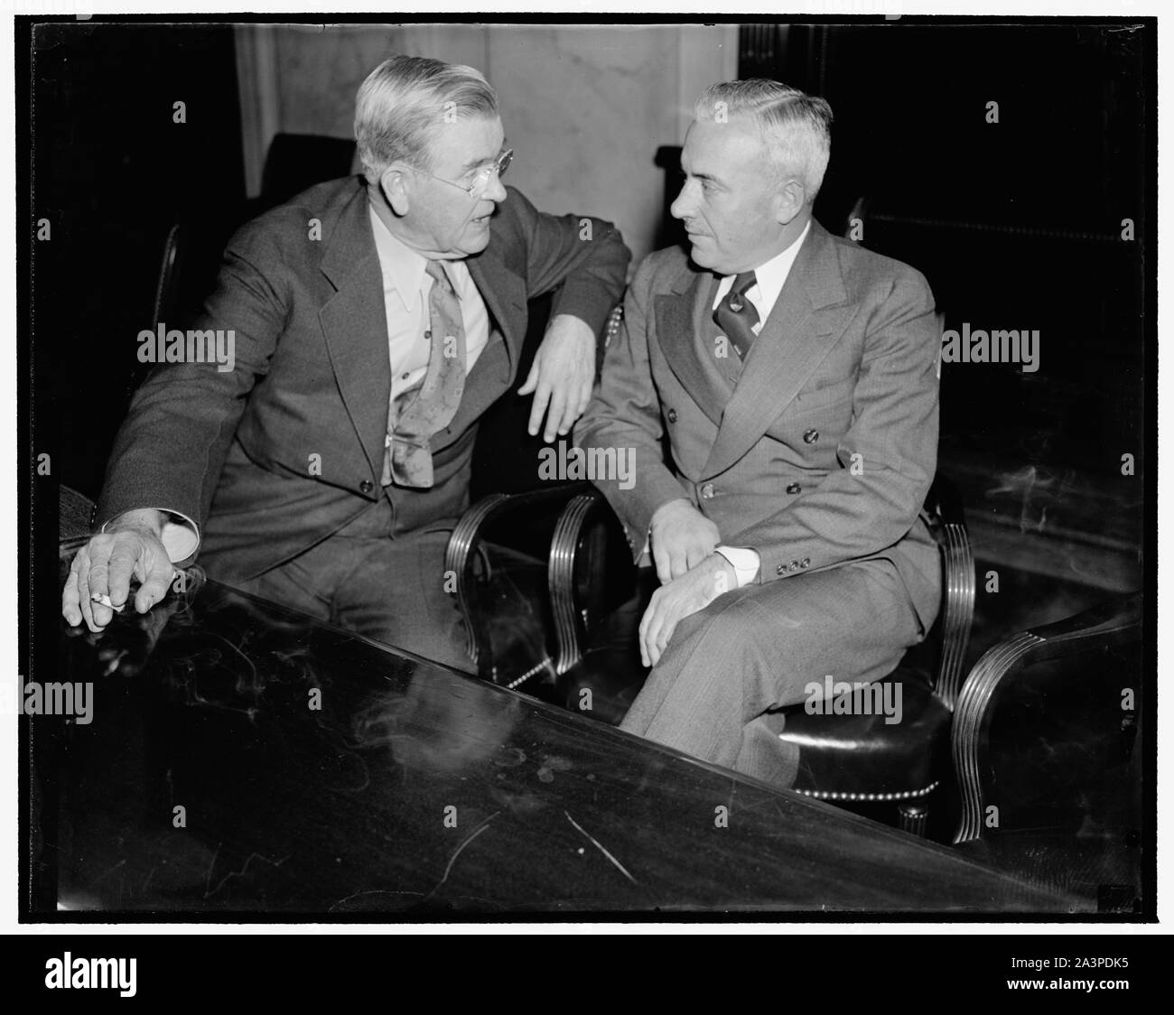 Joint problem Black and White Stock Photos & Images - Alamy