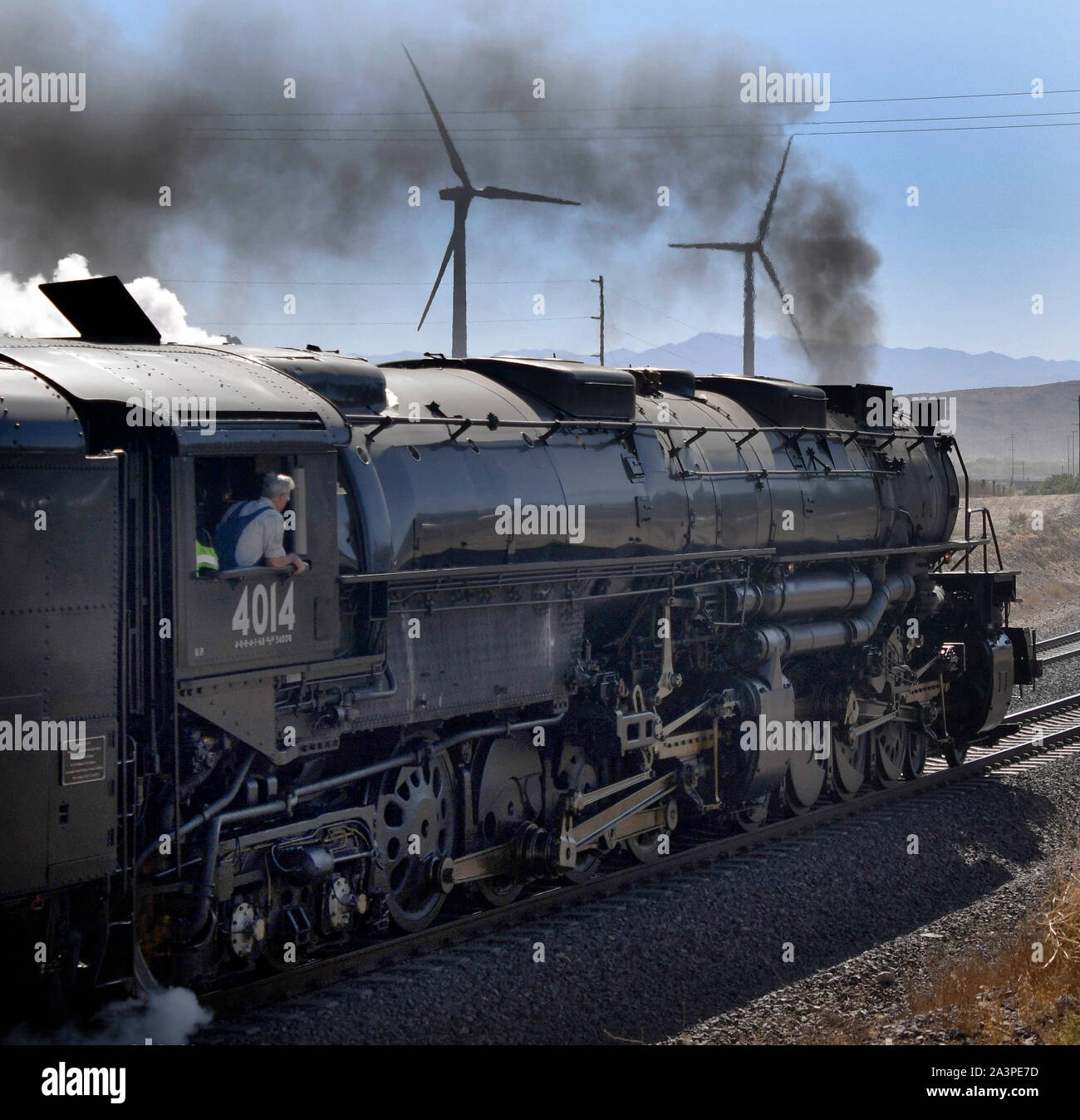 The one and only running steam train ''BigBoy-1404'' continues it's USA ...