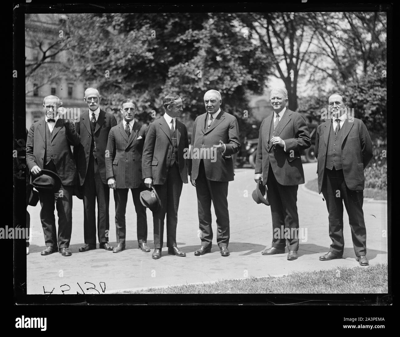 Southern Tariff Commission calling on Pres. Harding Stock Photo - Alamy