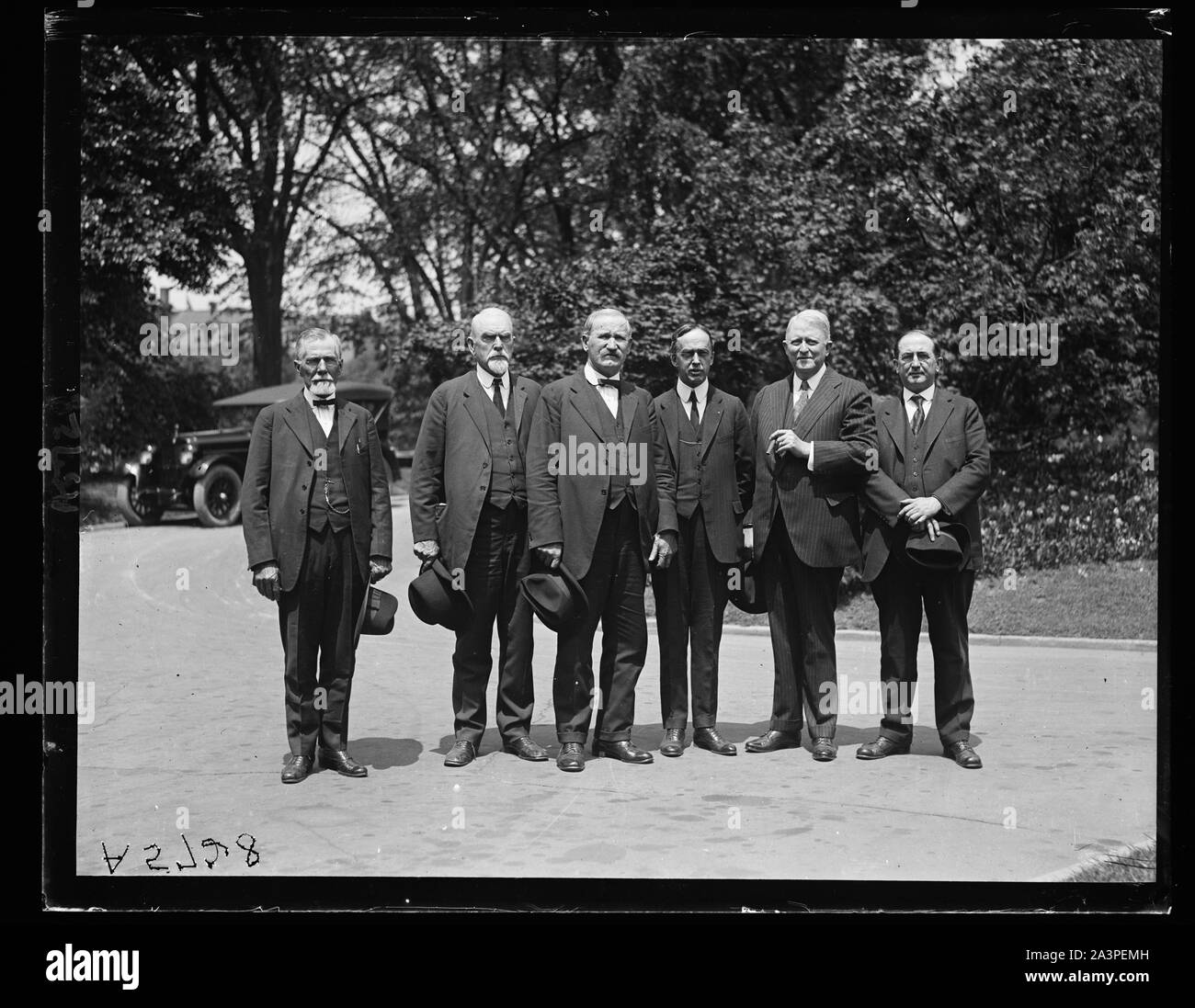 Southern Tariff Commission calling on Pres. Harding Stock Photo - Alamy