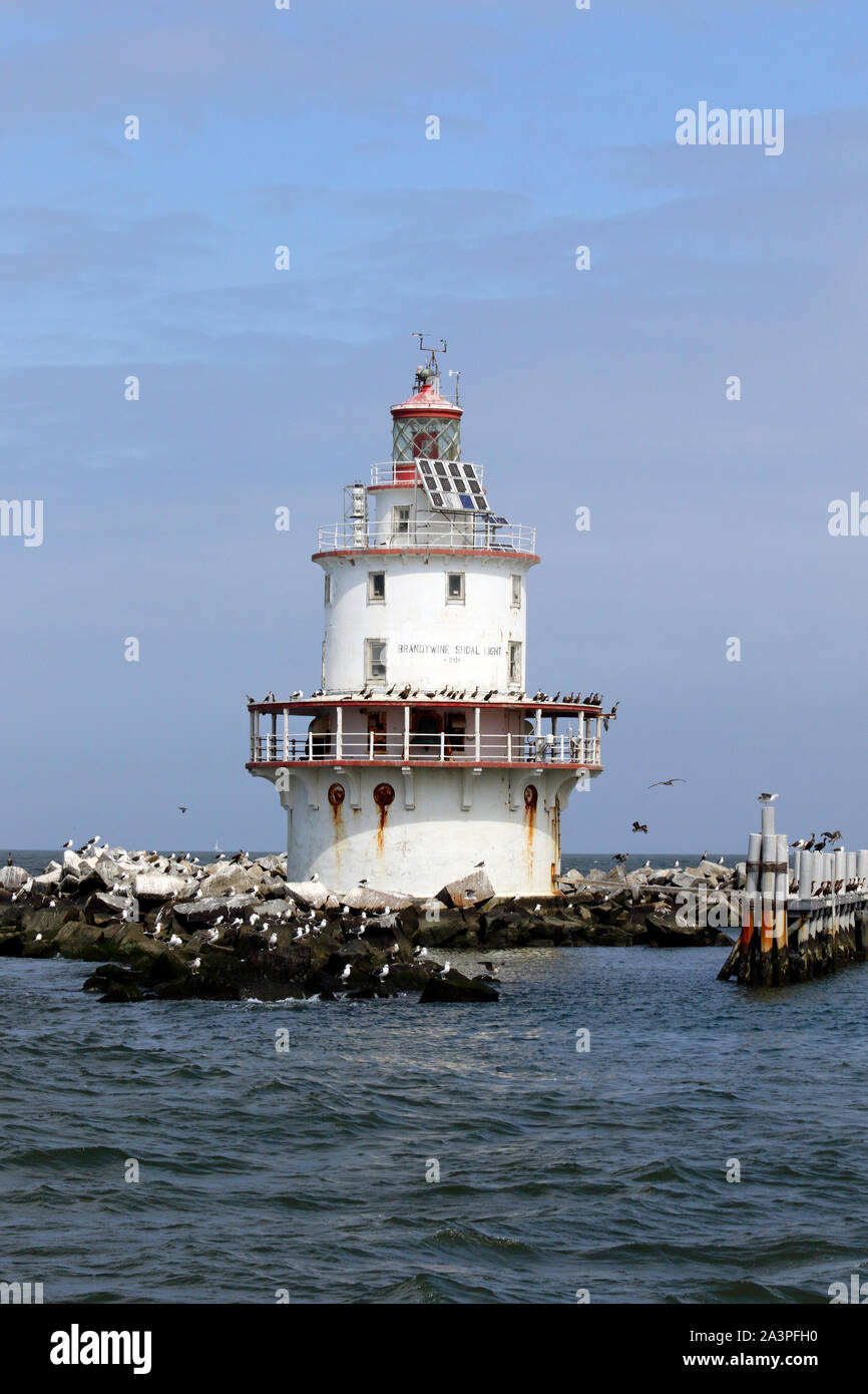 Brandywine shoal lighthouse hi-res stock photography and images - Alamy