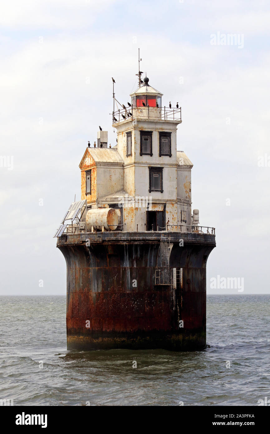 The Fourteen Foot Bank Lighthouse in the Delaware Bay was the first ...