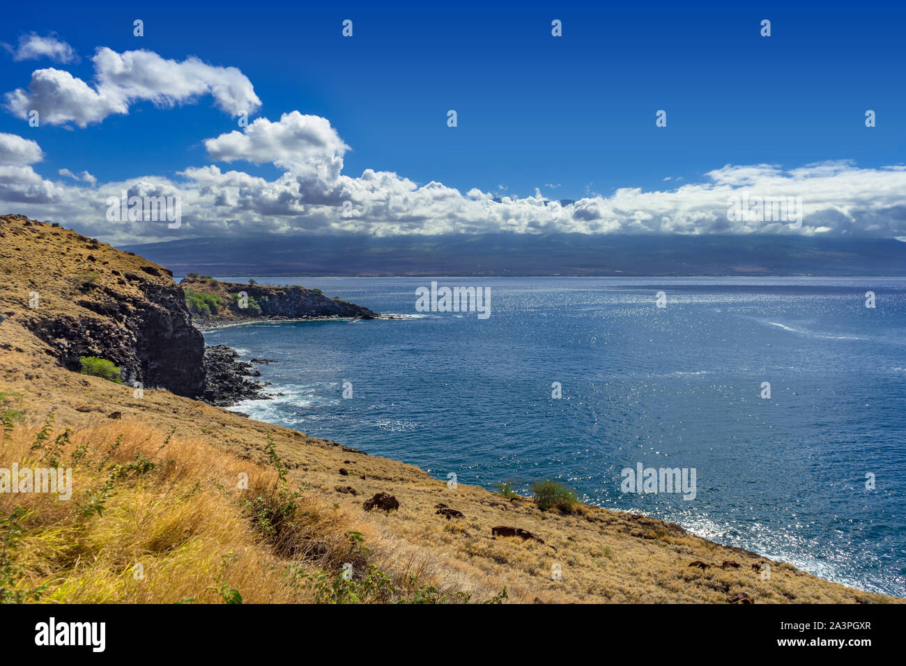 Maalaea Bay loking towars Kihei in Maui, Hawaii Stock Photo - Alamy