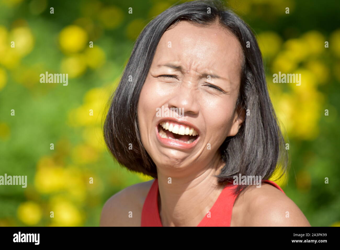 Female crying hi-res stock photography and images - Alamy