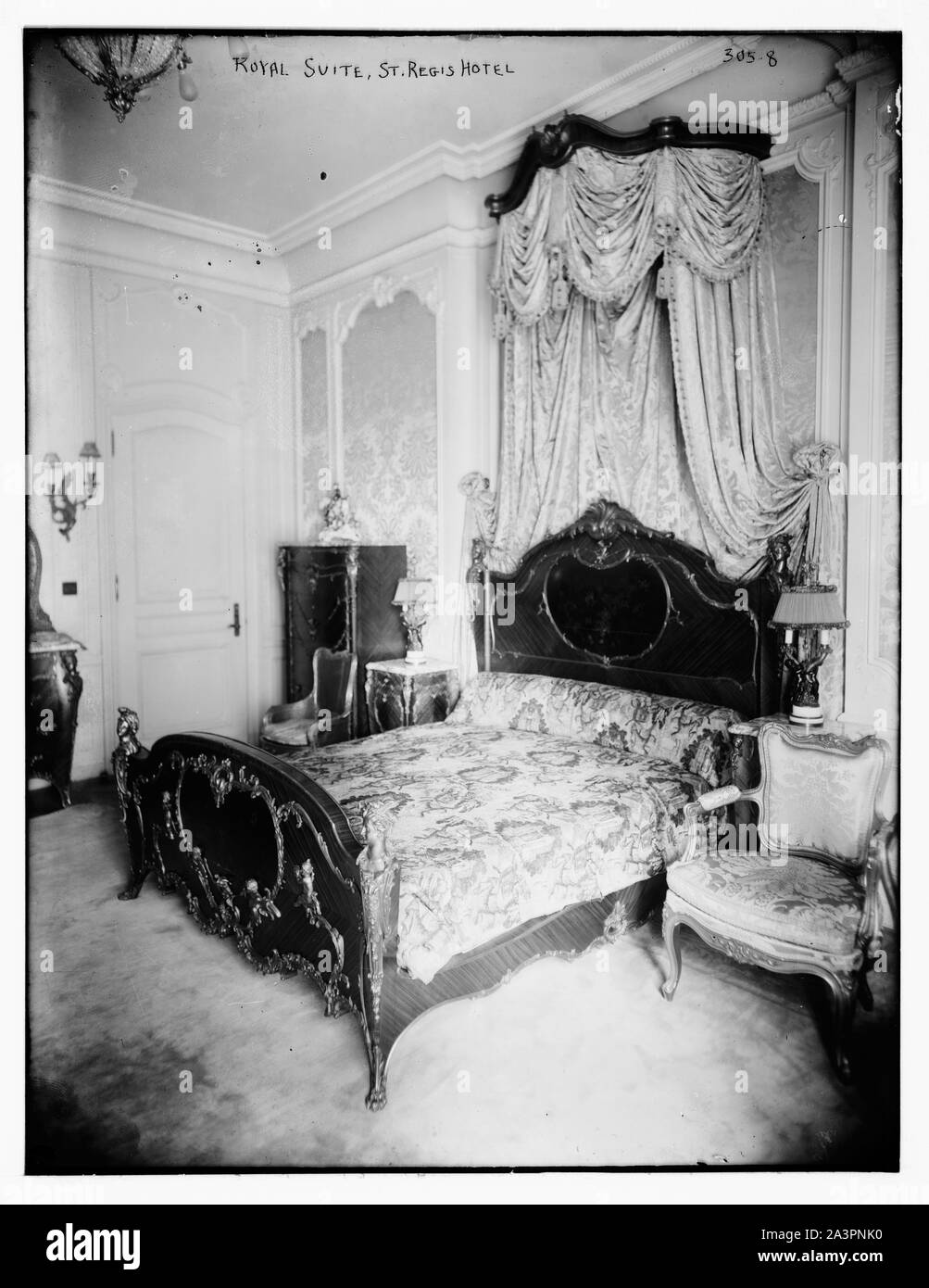 Interior suite room Cut Out Stock Images & Pictures - Alamy