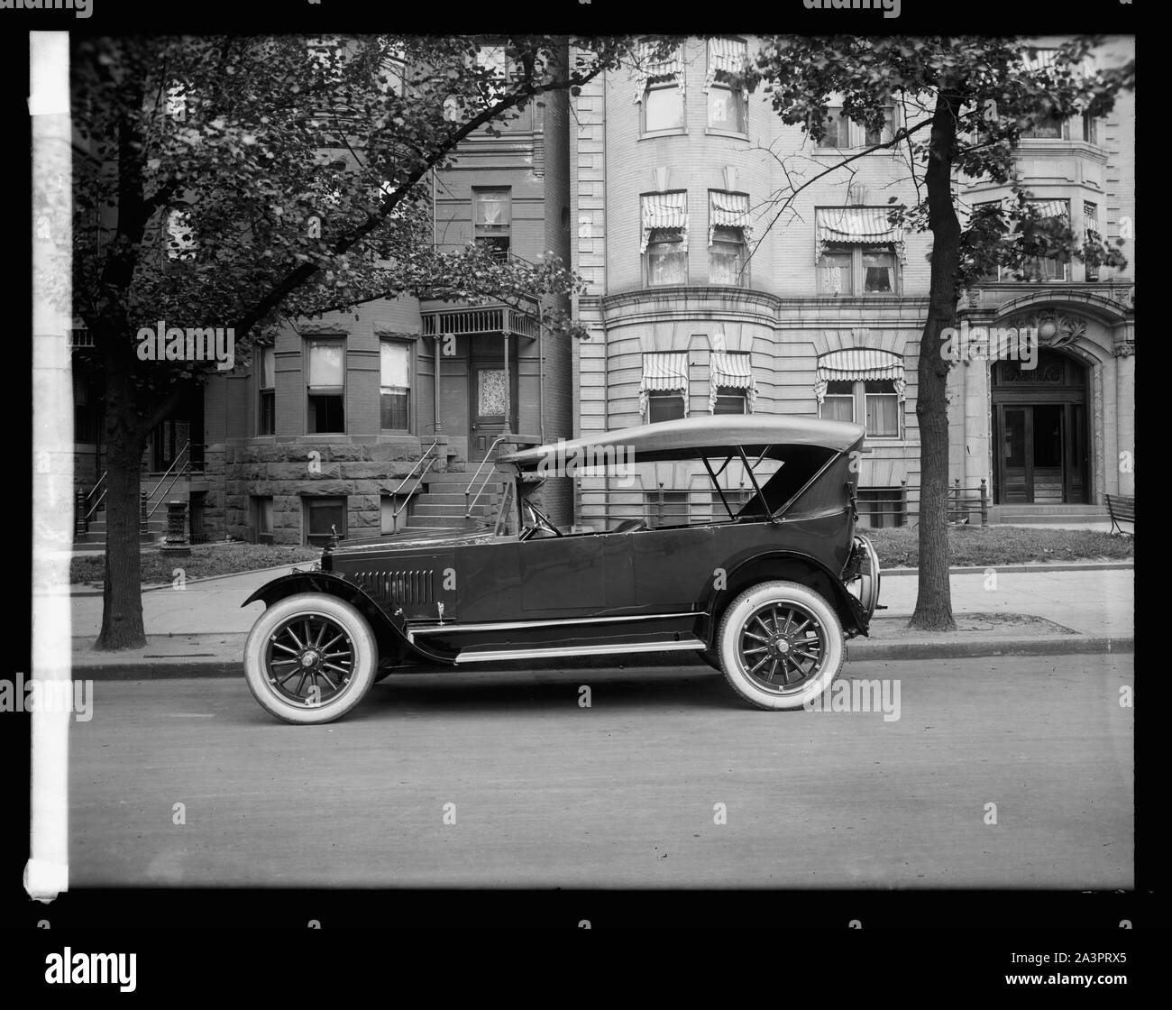 Standard 8 hi-res stock photography and images - Alamy