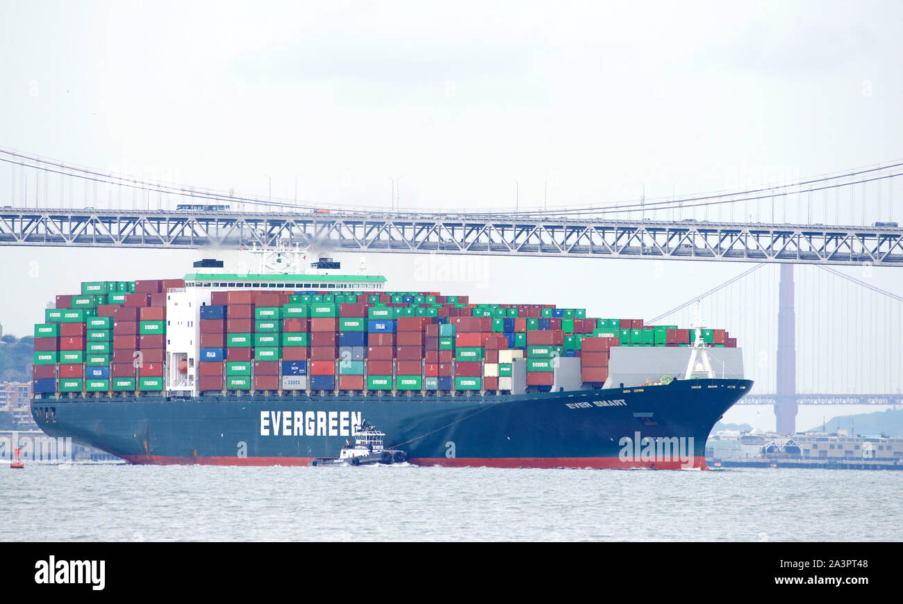 Oakland, CA - February 08, 2019: Evergreen Cargo Ship EVER SMART ...