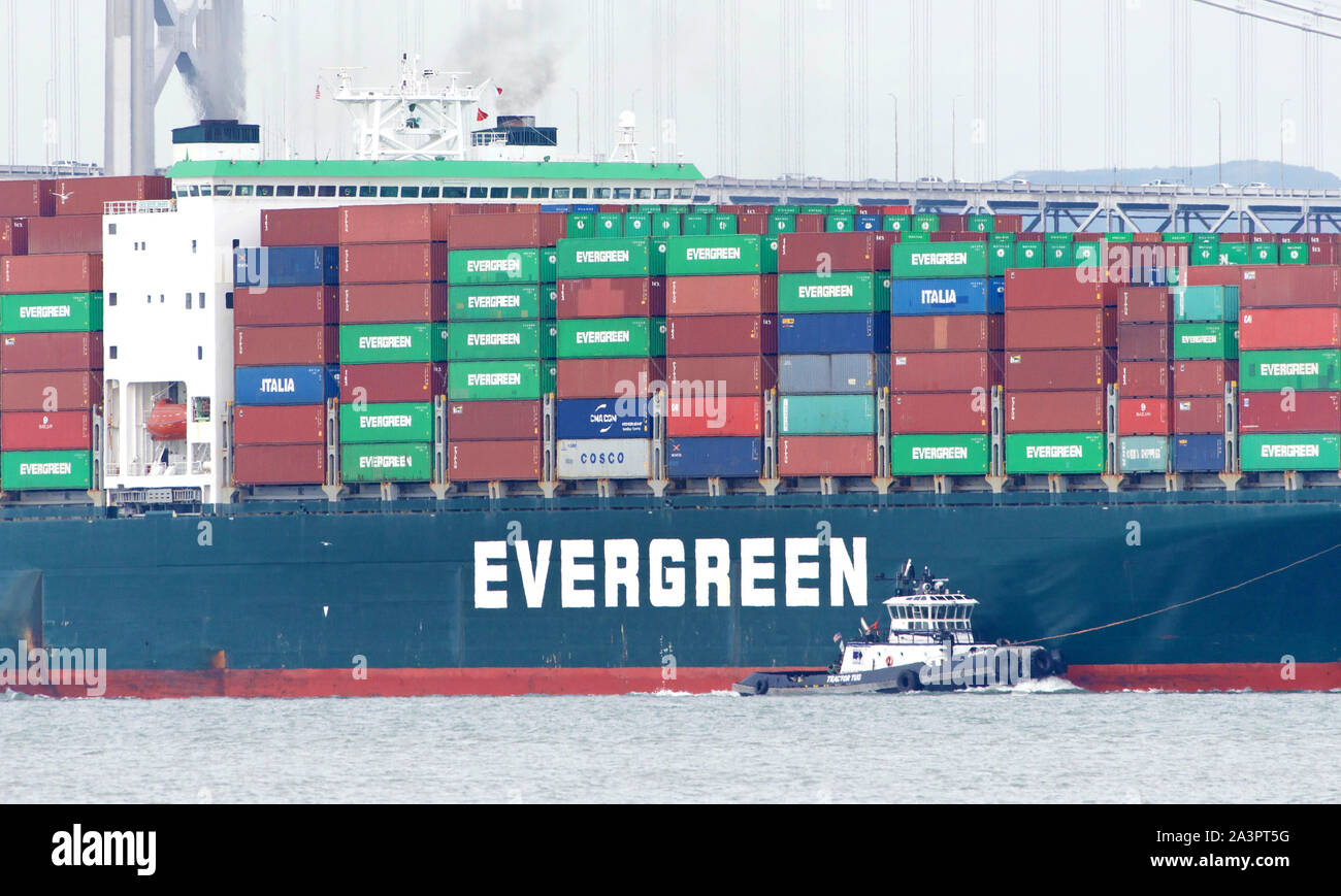 Oakland, CA - February 08, 2019: Evergreen Cargo Ship EVER SMART ...