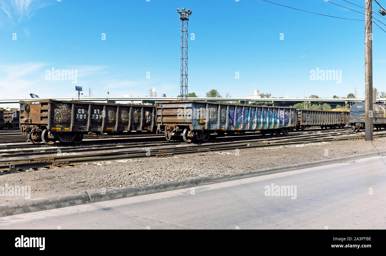Cleveland ohio train coal cars hi-res stock photography and images - Alamy